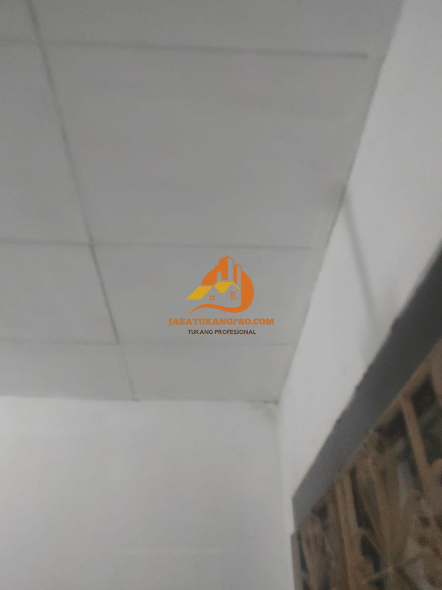 Tukang Perbaikan Atap & Genteng Bocor Daerah Kelapa Gading